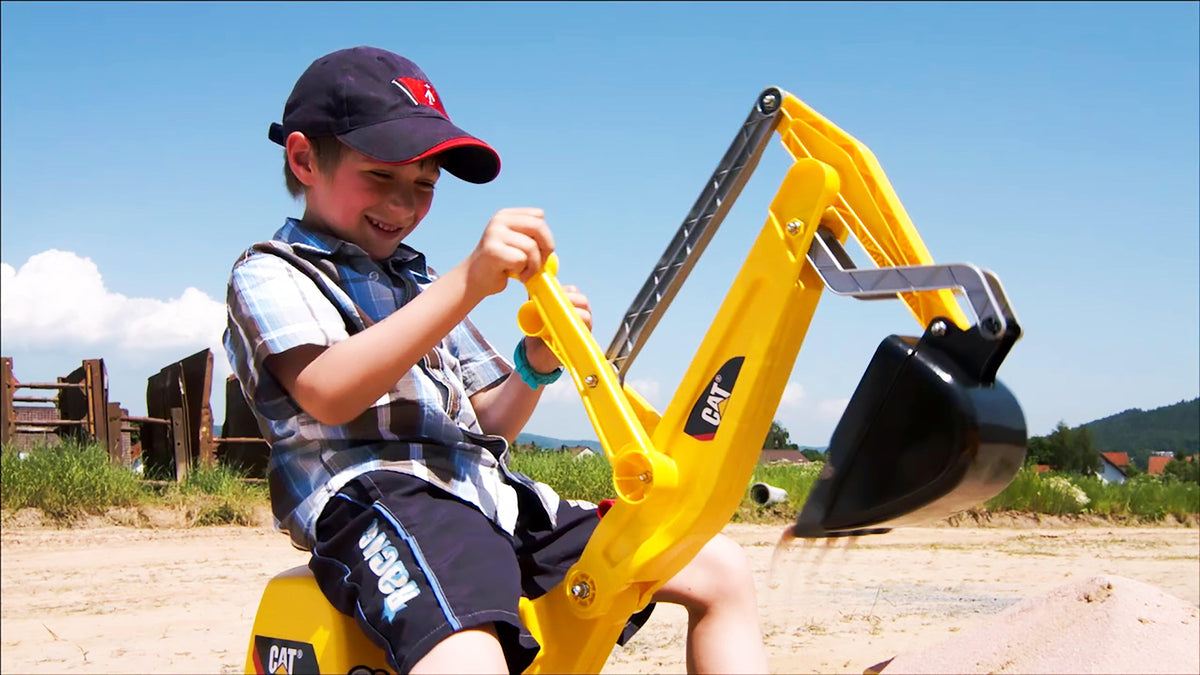 Cat® Ride-On Digger – shopcaterpillar.com